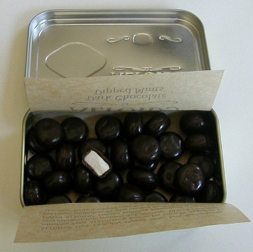 ALTOIDS Dark Chocolate Dipped Mint: ★★★ お菓子なアメリカ ★★★